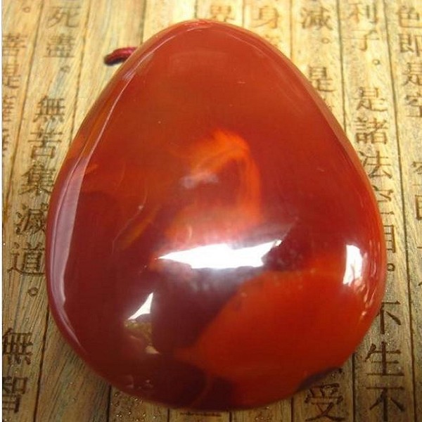 美姑南红玛瑙详细介绍特点 历史 鉴别 美姑特产 特色谷